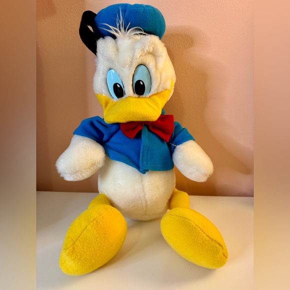 Disney | Toys | Vintage Donald Duck Disneyland Plush Stuffed Animal ...